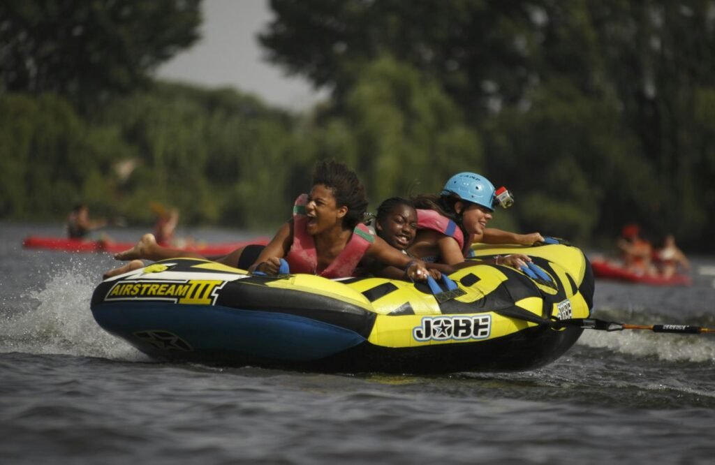 How to Choose the Best 3-Person Towable Tube